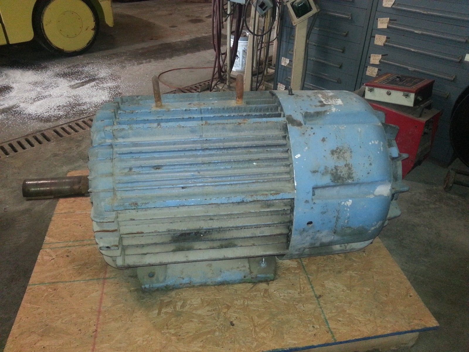 Delco Electric 100 HP Motor For Sale – Affordable Machinery